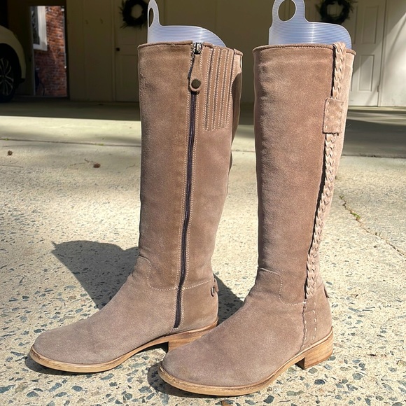 Fabionelli | Shoes | Italian Made Fawn Colored Suede Knee High Low Heel ...